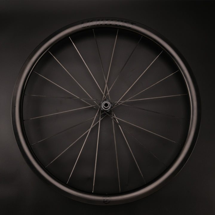 LIGHTFAST超軽量カーボンスポークホイールセット-LF CSB – LightFast